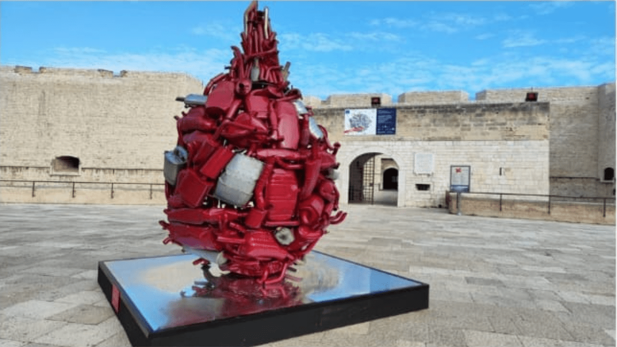 Visita al Castello di Barletta e la mostra "Exodus" dell'artista cubano ...